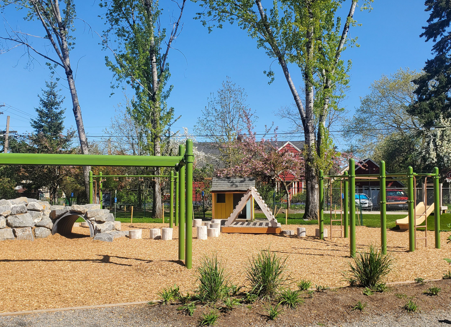 Sunstone Montessori Natural Playscape - Learning Landscapes Design